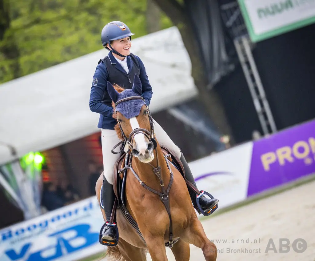 Van pony's tot children: Wim Vos scoort op alle fronten in Hagen - Horses