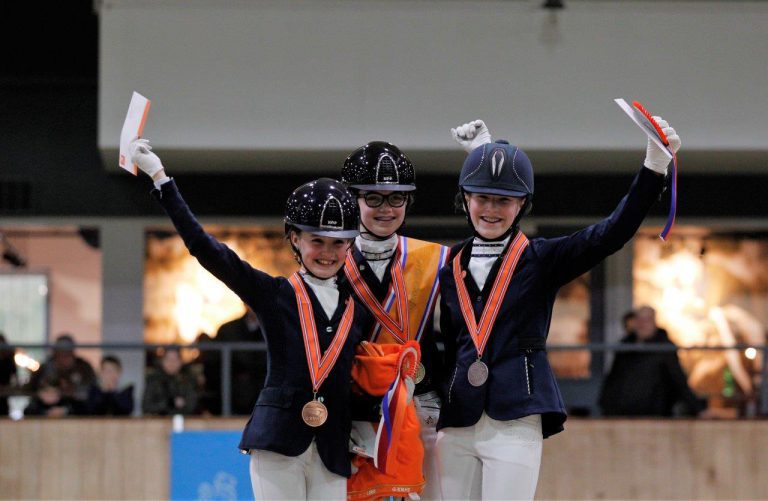 KNHS Kampioenschap: klassen L2 pony's en B paarden *Update* - Horses