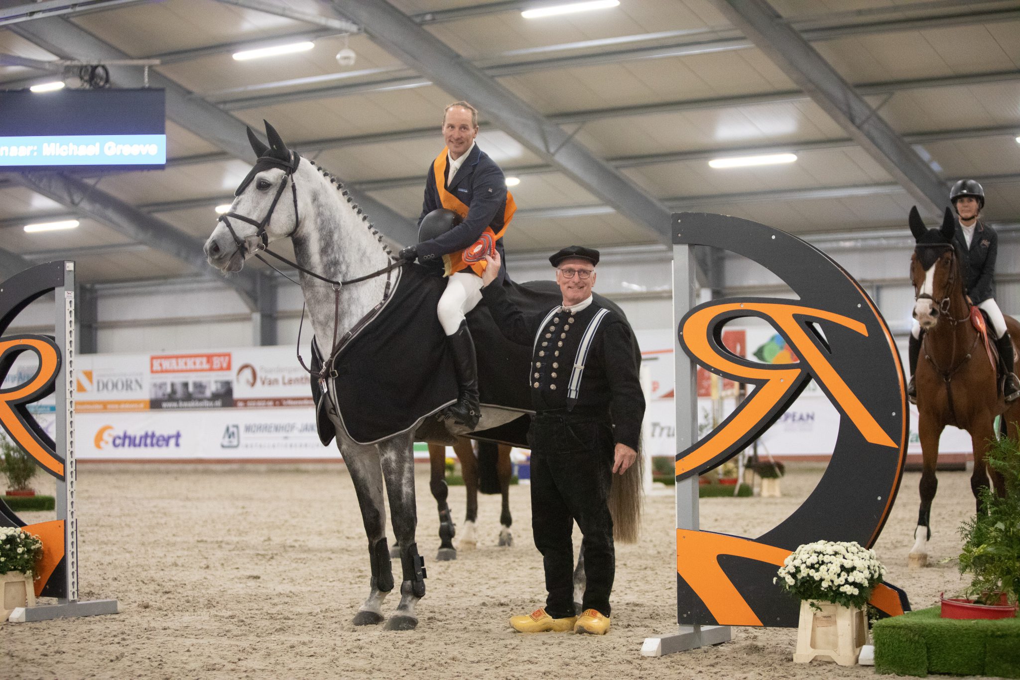 Michael Greeve slaat dubbelslag: Ook winst in 1.45m GP IJsselmuiden ...