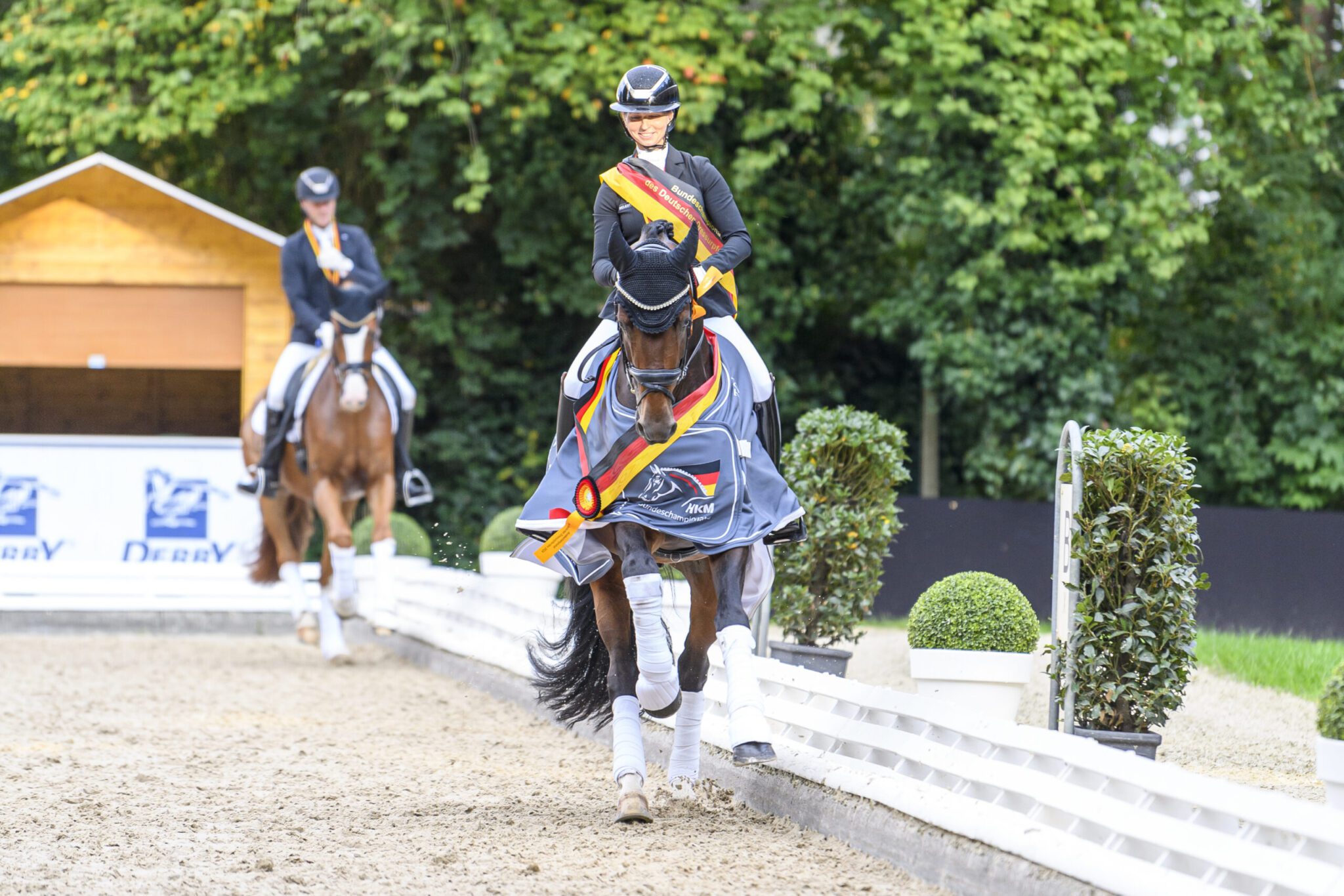 Bundeskampioen Be Sure FRH kwalificeert zich met dik 80% voor Warendorf ...